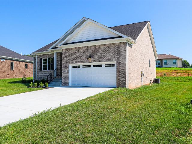 309 Claiborne Circle