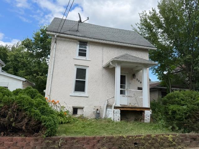 309 Adams Street