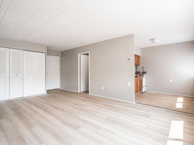 309 Apartments Studio Apartment for Rent at 309 N White Horse Pike, Somerdale, NJ 08083