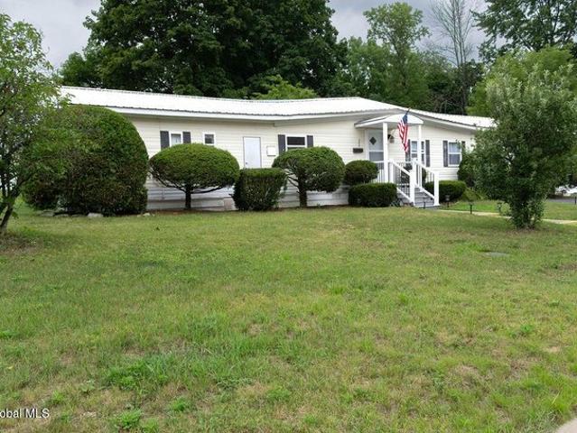 309 Ash St, Corinth, NY 12822