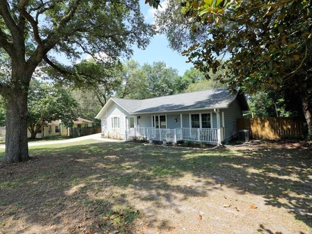 309 Ashley Dr, Crestview, FL 32536