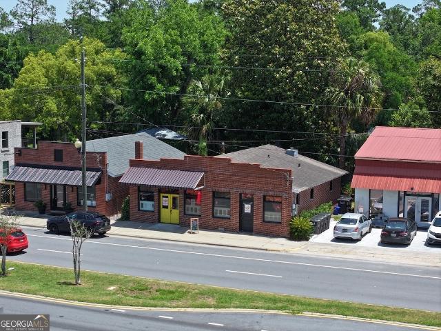 309 Bedell Avenue