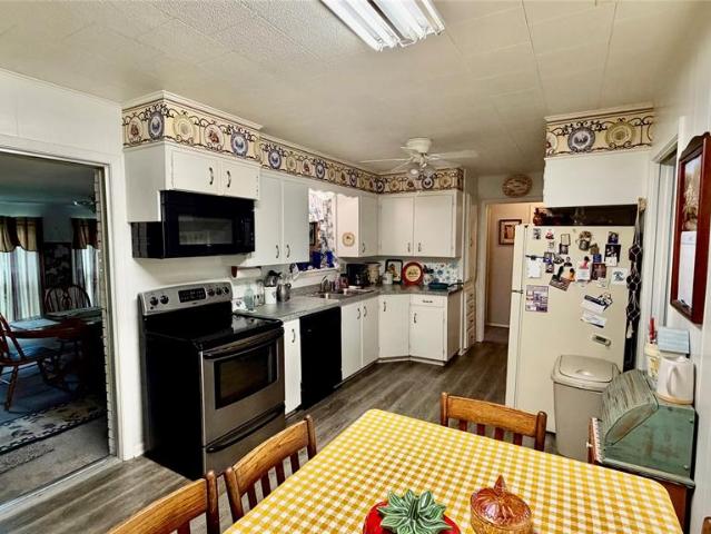 309 Glen Oaks