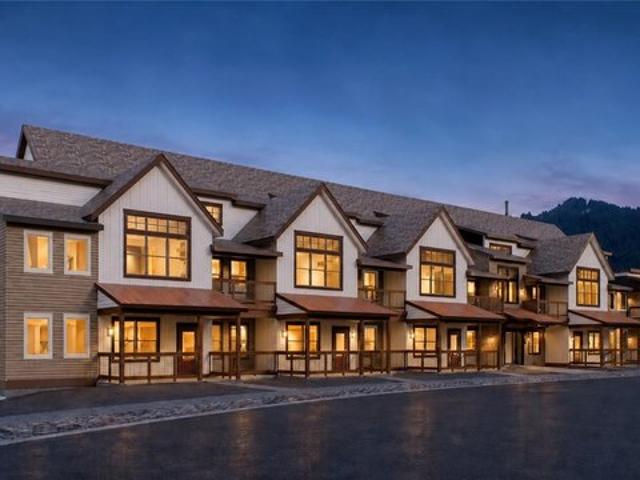 309 Grand Review Dr Unit 207, Leadville, CO 80461