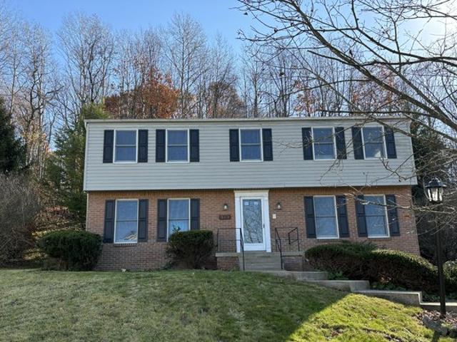 309 Dogwood Dr, Delmont, PA 15626