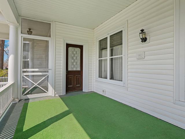 309 E 3rd St, Sandwich, IL 60548 | MLS #12613