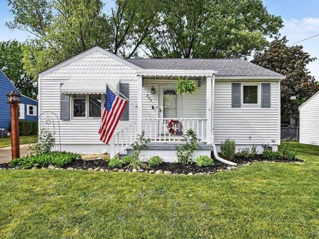 309 E Jeanette St, Bay City, MI 48706