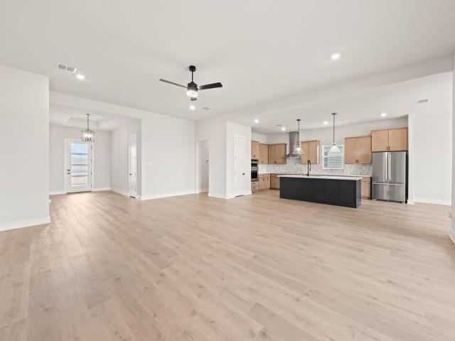 309 E Luna Blue Ln