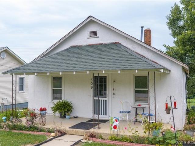 309 E Main St, Richland, MO 65556