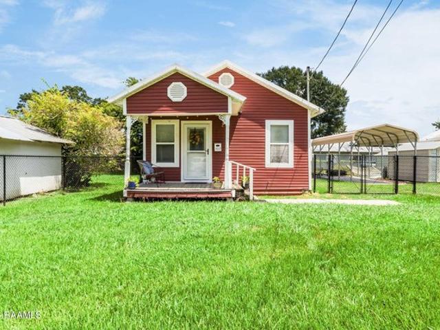 309 E St, Rayne, LA 70578