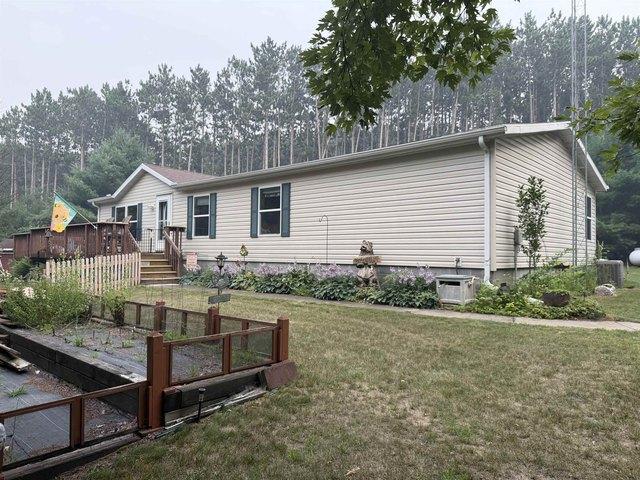 309 Ember Ct Rd, Oxford, WI 53952