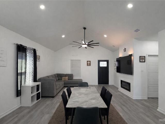 309 Felicidad Avenue