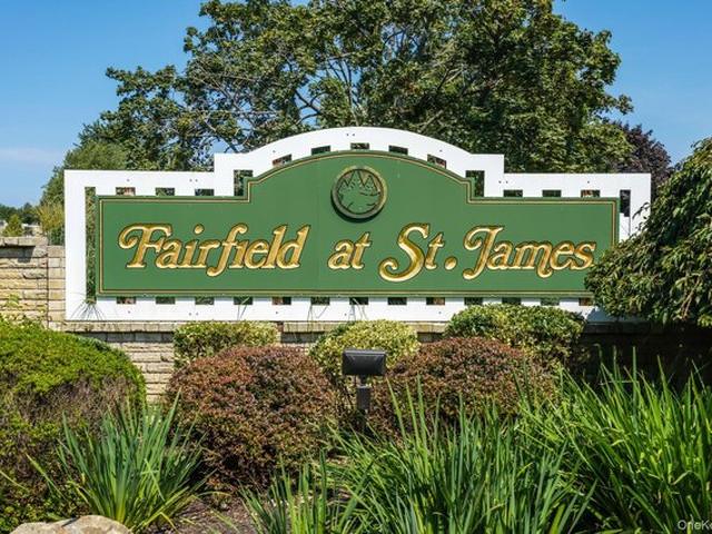 309 Flair Dr, Saint James, NY 11780