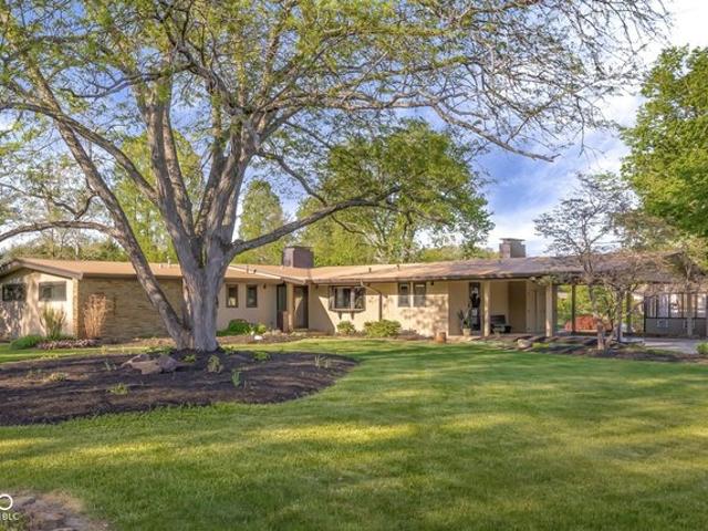 309 Flatrock Dr, Columbus, IN 47201