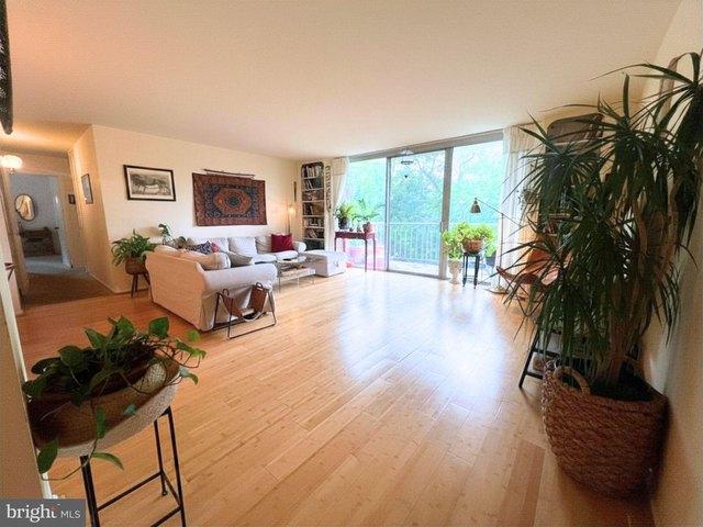 309 Florence Ave Apt 206N, Jenkintown, PA 19046