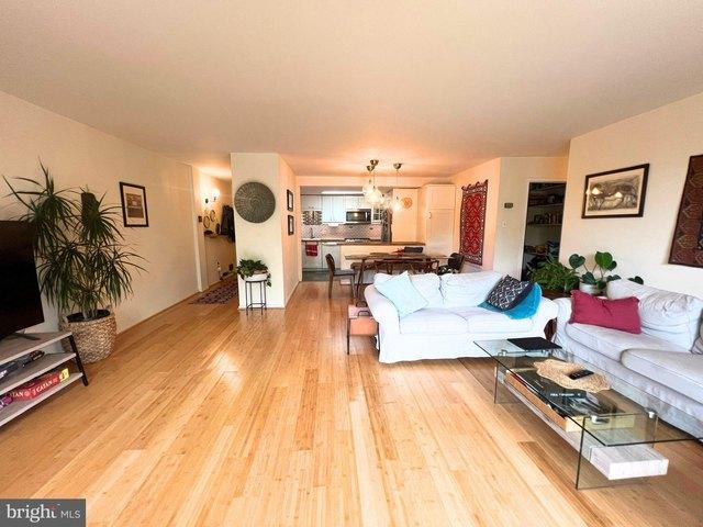 309 Florence Ave Apt 206N, Jenkintown, PA 19046