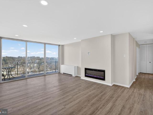 309 Florence Avenue # 612 N