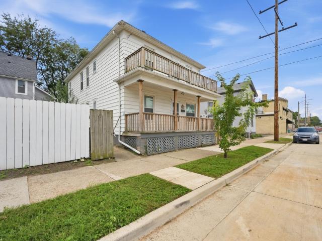 309 Kewaunee St