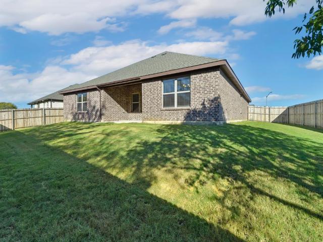 309 Horseshoe Bnd, Valley View, TX 76272 | MLS #21106