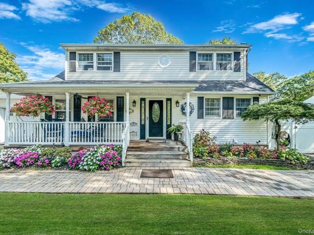 309 Harrison Ave, Miller Place, NY 11764