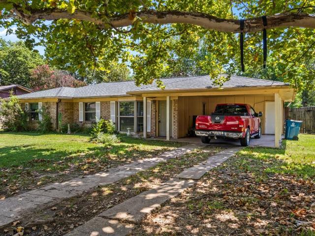 309 Henderson Street