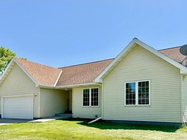 309 Iowa Ave, Hoffman, MN 56339