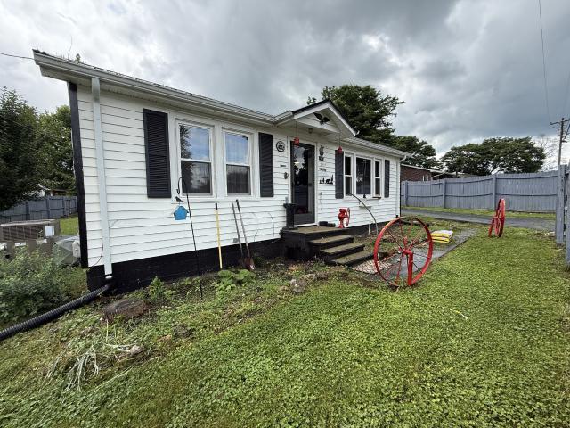 309 Jackson St
