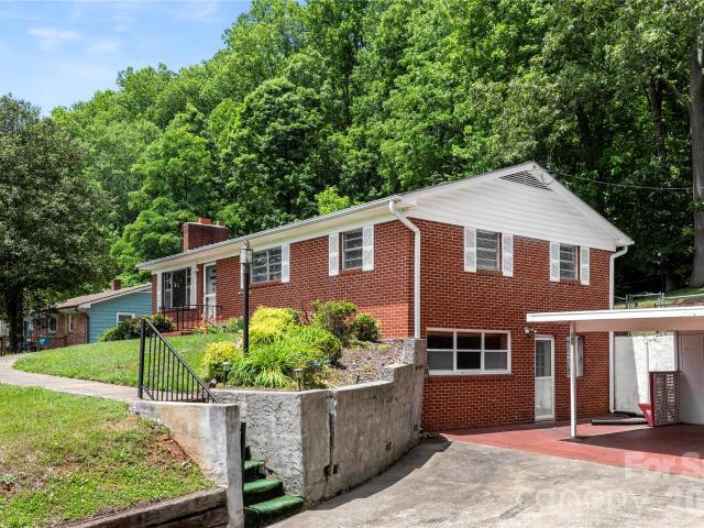 309 Oak Hill Road