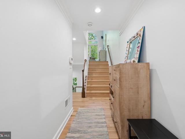 309 Oak Knoll Terrace