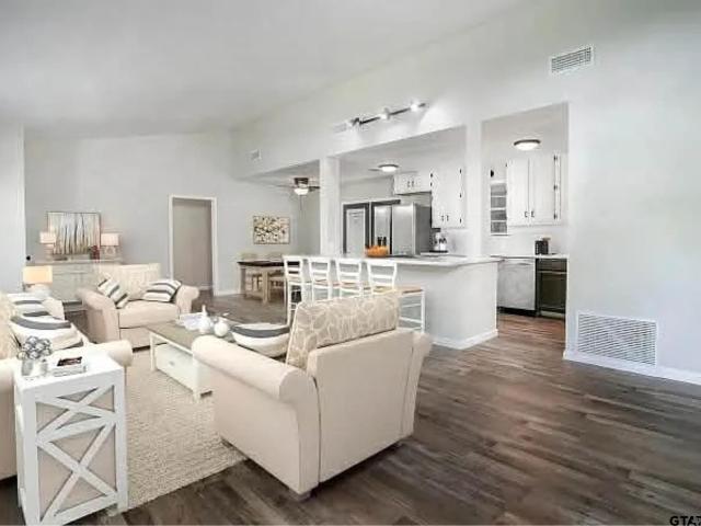 309 Lakeview Dr, Hideaway, TX 75771 | MLS #26005