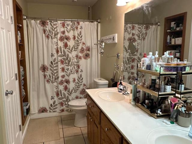 309 Michael Cir