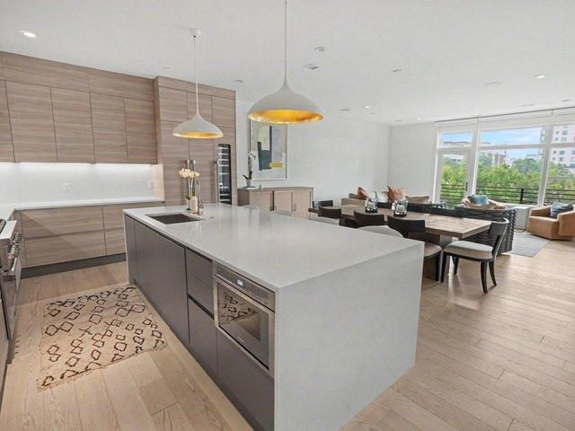 309 N Ashley St Unit 402, Ann Arbor, MI 48103