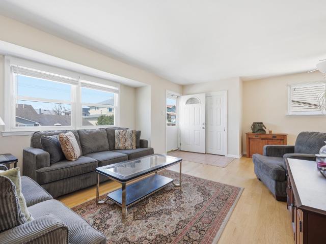 309 N Cambridge Ave
