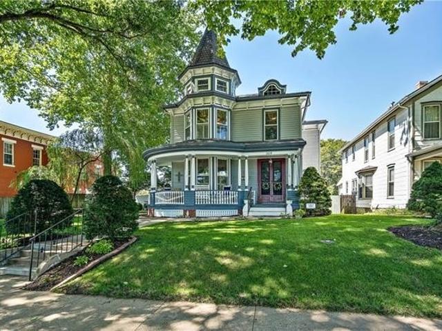 309 N Esplanade St, Leavenworth, KS 66048