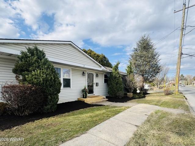 309 N Loyalsock Ave, Montoursville, PA 17754