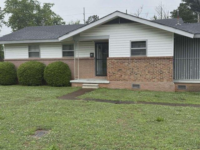 309 N Nance St, Florence, AL 35630