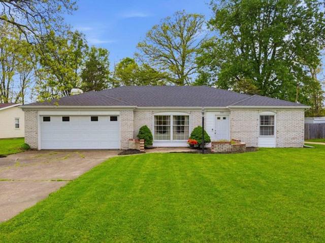 309 N Red Bud Ln, Muncie, IN 47304