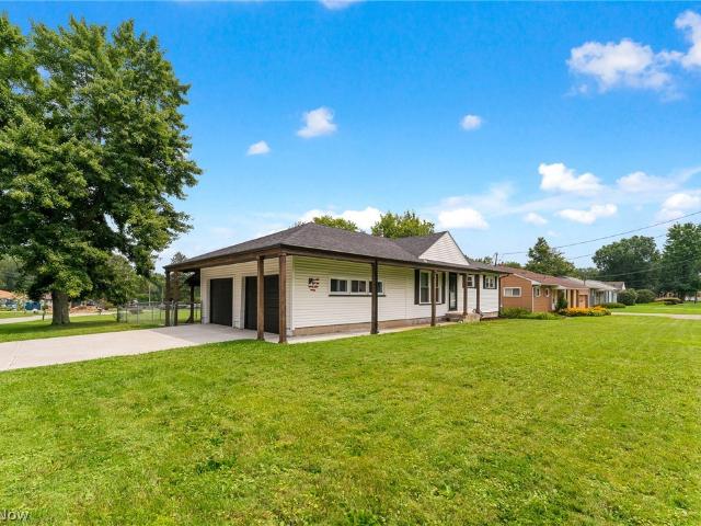 309 North Road SE