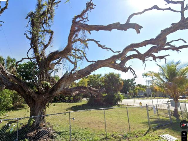 309 NE 54th St, Miami, FL 33137 | MLS #A11752 | Compass