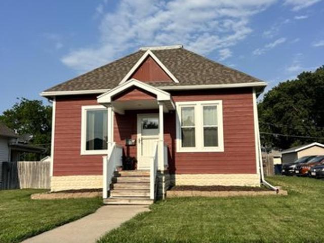 309 S 10th St, Norfolk, NE 68701