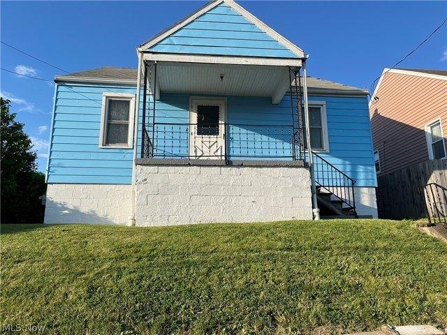 309 S 17th St, Weirton, WV 26062