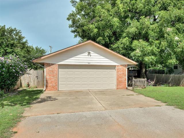 309 S Van Buren Avenue