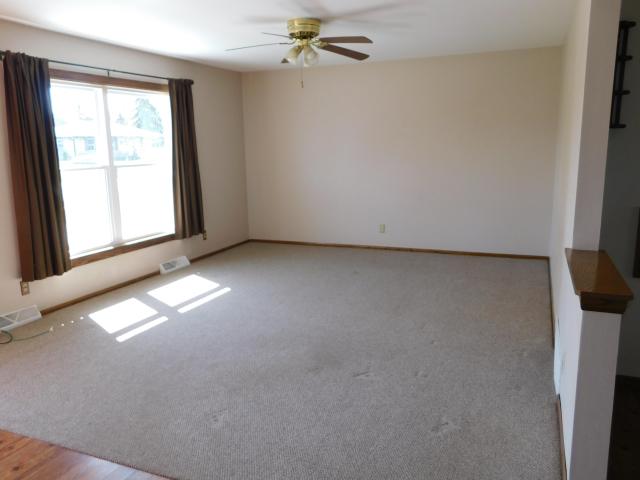 309 S Judge Dr, Saukville, WI 53080 | MLS #1960 | Compass