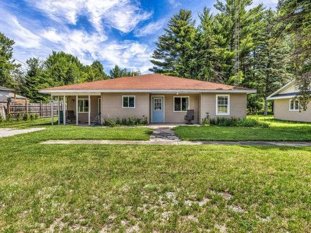 309 S Main St, Roscommon, MI 48653