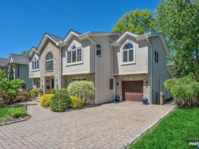 309 South Drive