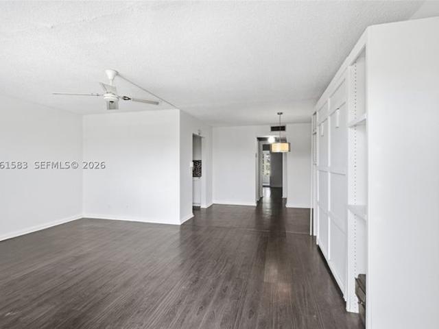 309 Southampton A Unit 309, West Palm Beach, FL 33417