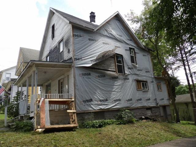 309 Seely Avenue