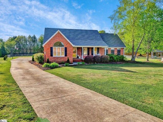 309 Silhouette Trce, Boiling Springs, SC 29316