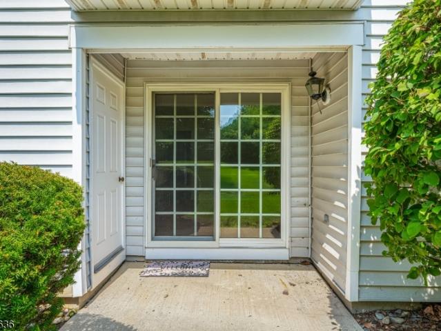 309 Sparrow Ct