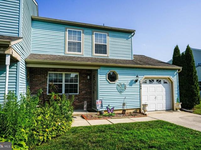 309 Stonehouse Ln, Mullica Hill, NJ 08062